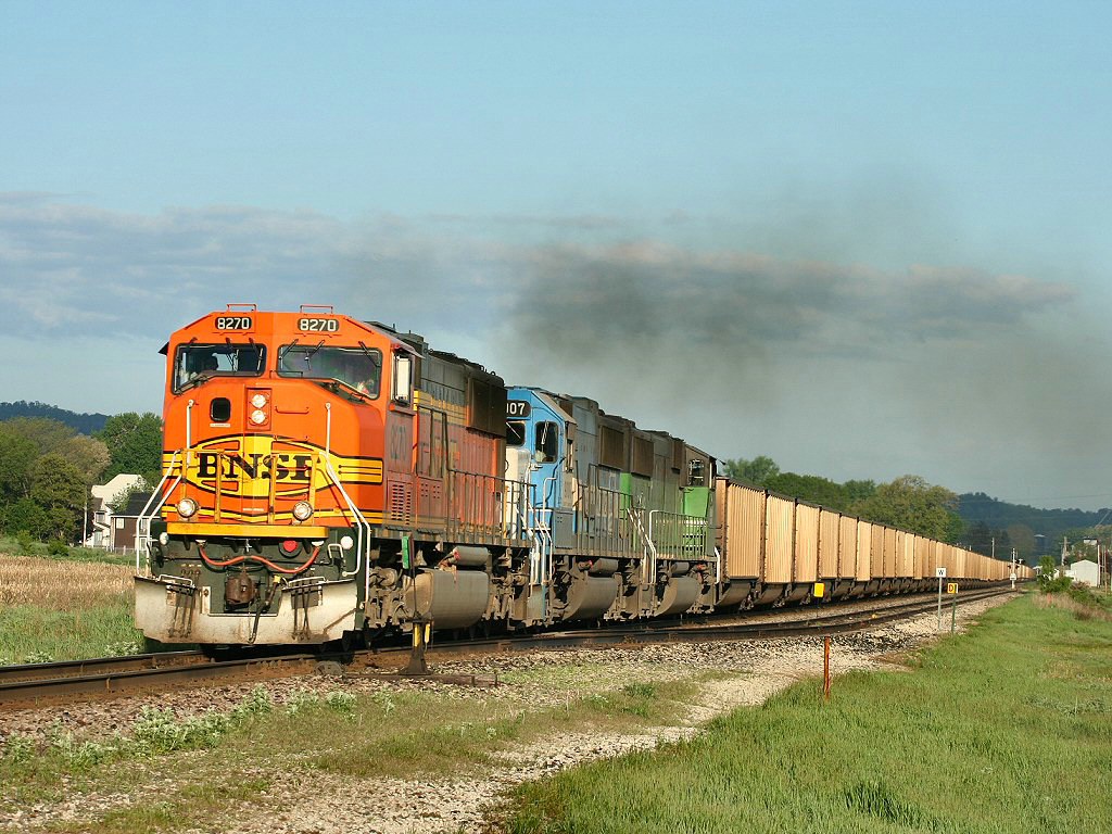 BNSF 8270